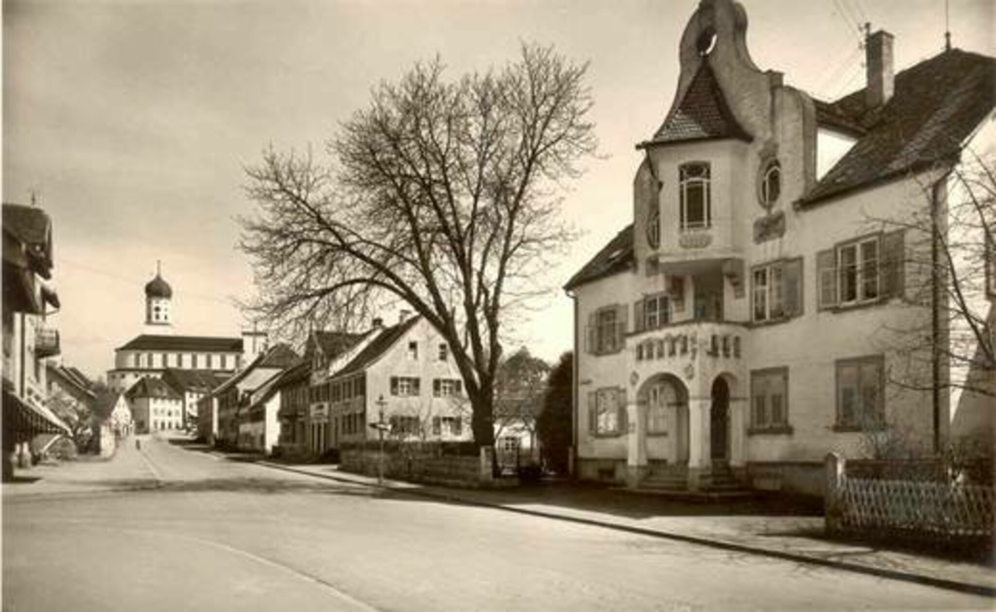 Stadtführung durch die Unterstadt mit besonderen Stationen: Juwel ...
