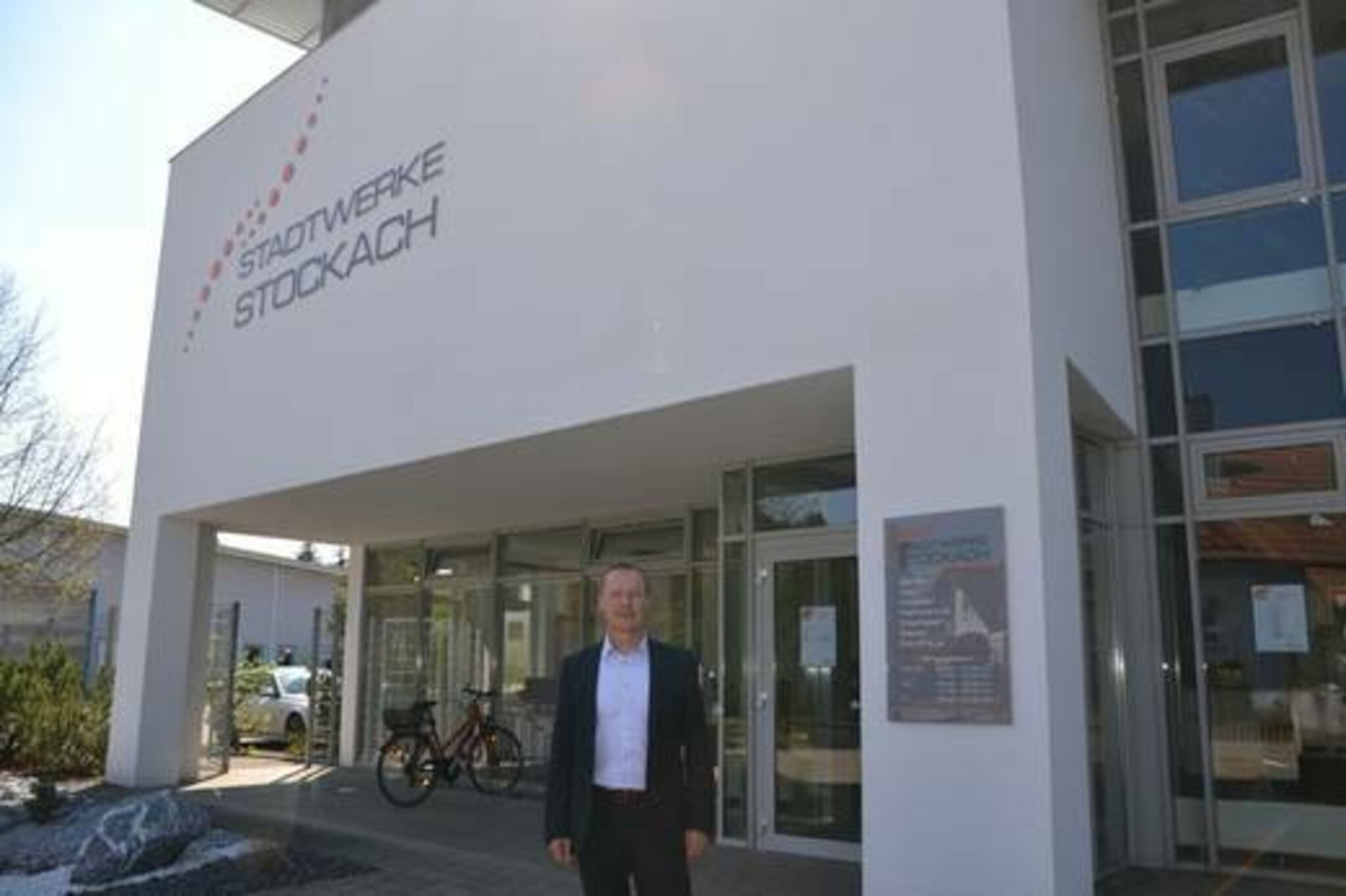 Doch Versorgungssparten mit Plus bei den Stadtwerken: Bäder gehen baden ...