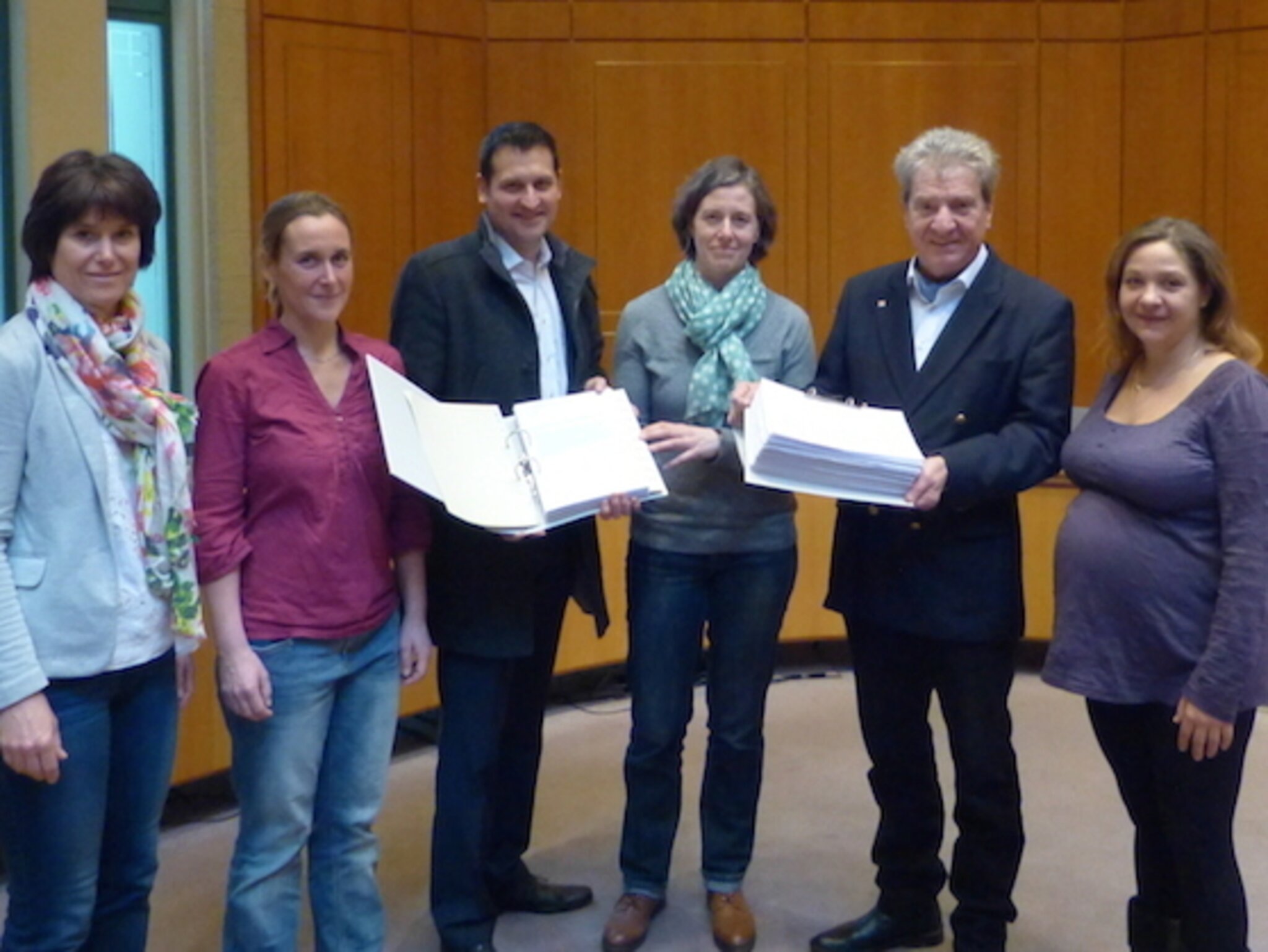 Kreistag entscheidet am 19. Dezember über deren Zukunft am Krankenhaus Radolfzell: Über 10.000 ...