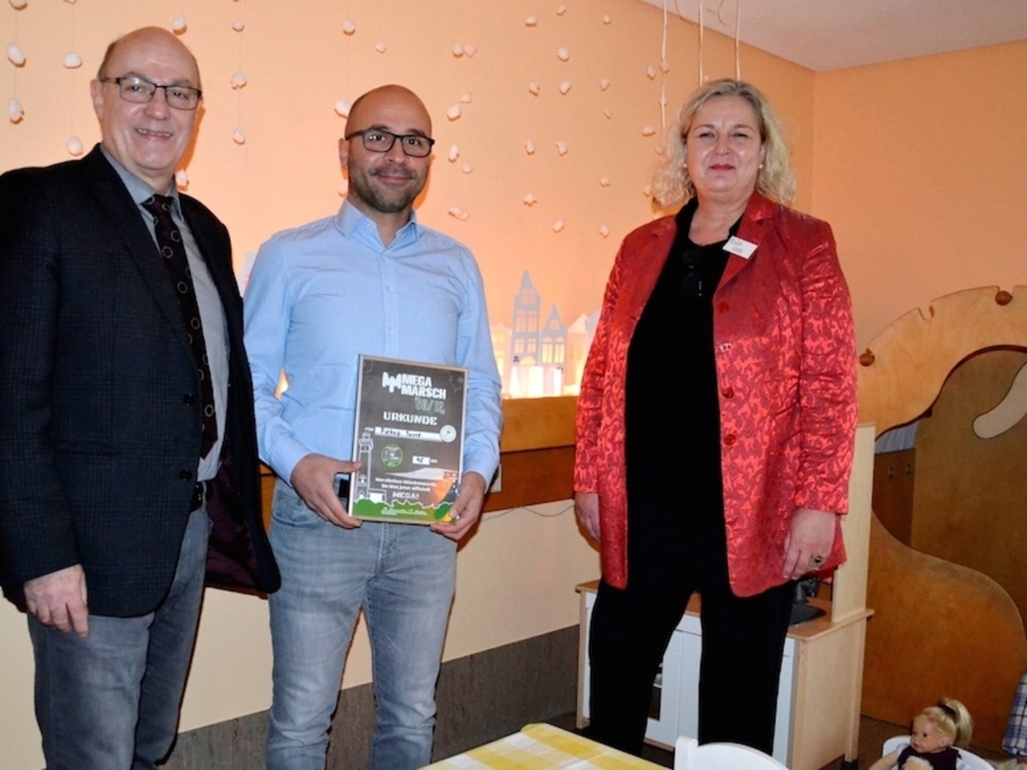 Pietro Torre marschierte 45 Kilometer für das Hegau-Jugendwerk ...