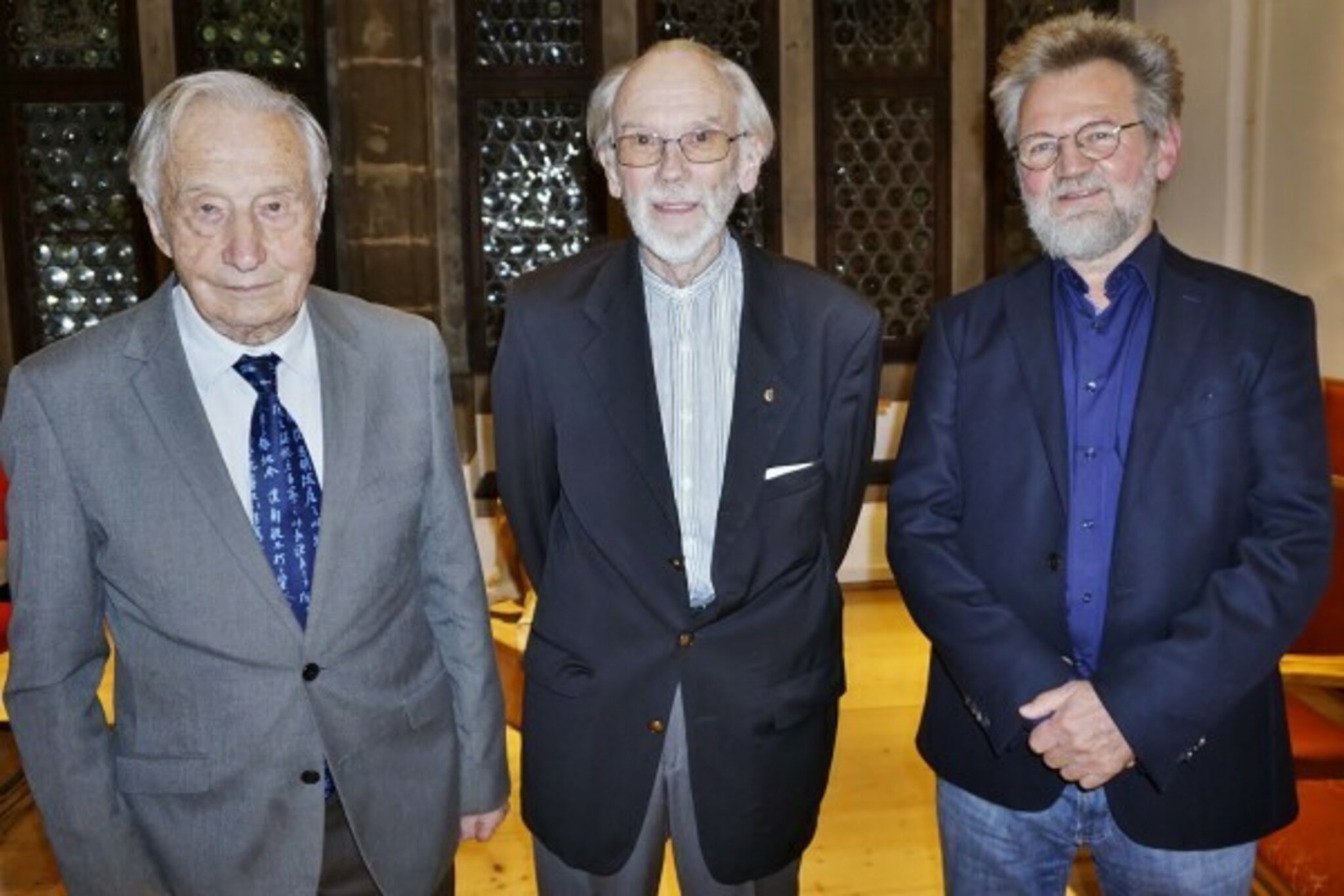 Prof. Erich Zettl und Prof. Helmut Weber erforschten die Kindheit in ...