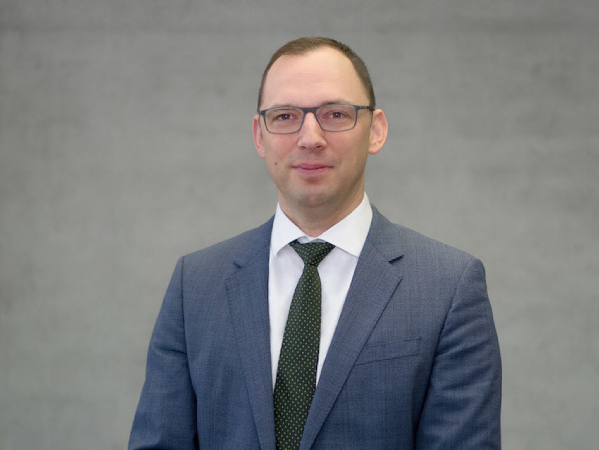 Patrick Mickler hat zum Dezember seinen Dienst aufgenommen: Schmieder ...