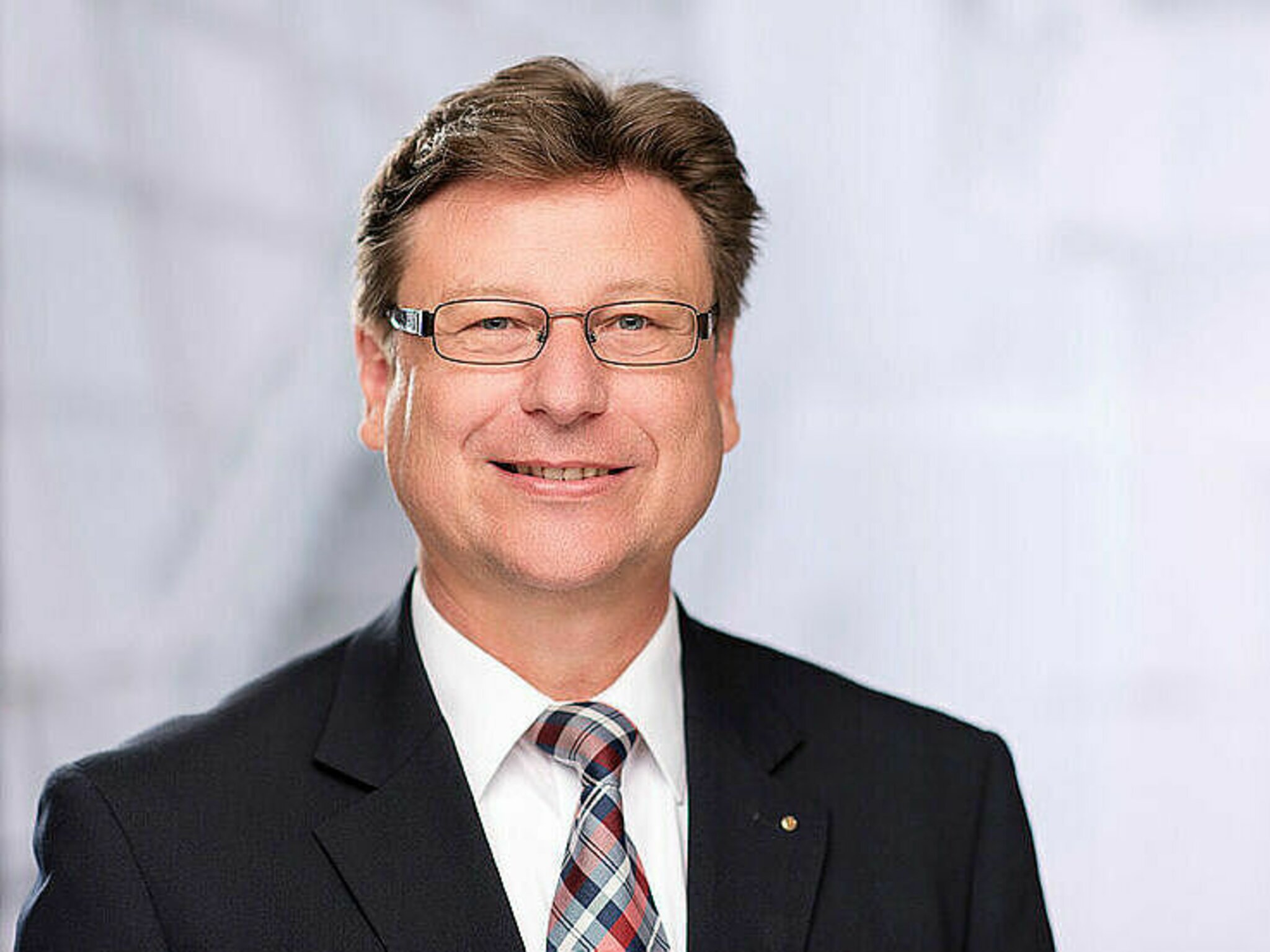 Dr. Thomas Auer zieht für die Hochrheingemeinde Gailingen ...