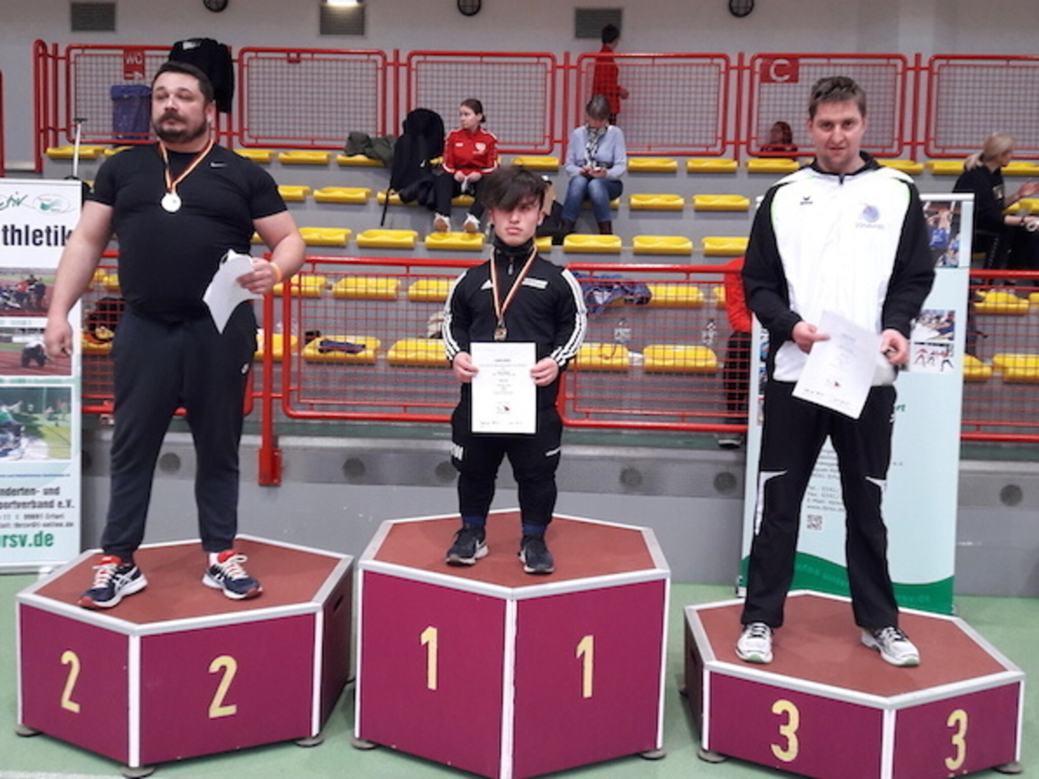 Robin Weiler holt den Titel im Diskus bei den Deutschen ...