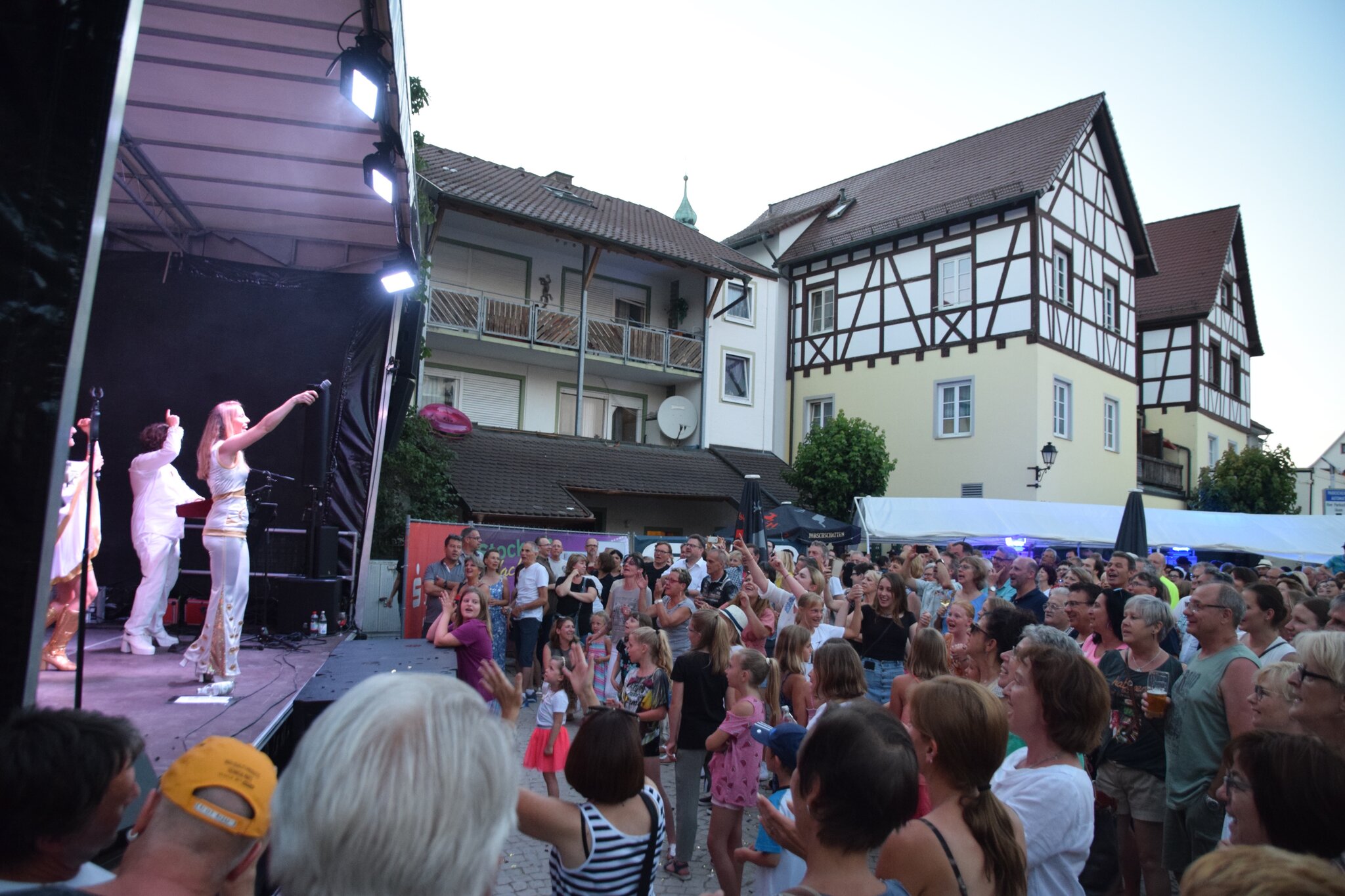 Endlich feiern wie schon 2020 geplant: Vier Tage »Schweizer Feiertag ...