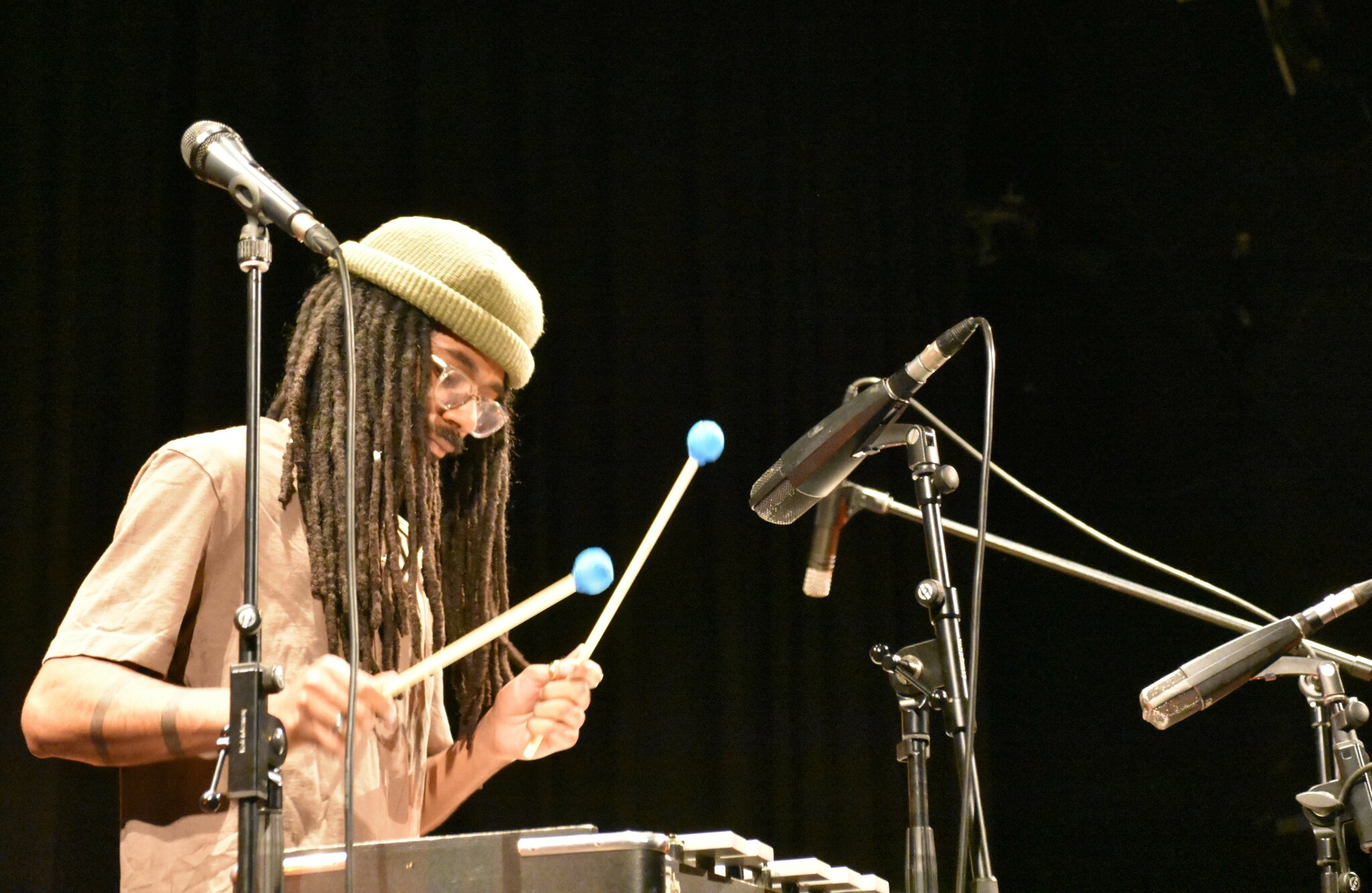 Begeisterndes Konzert des Jazz Clubs Singen: Joel Ross sorgt für „Good Vibes“ in der GEMS - Singen