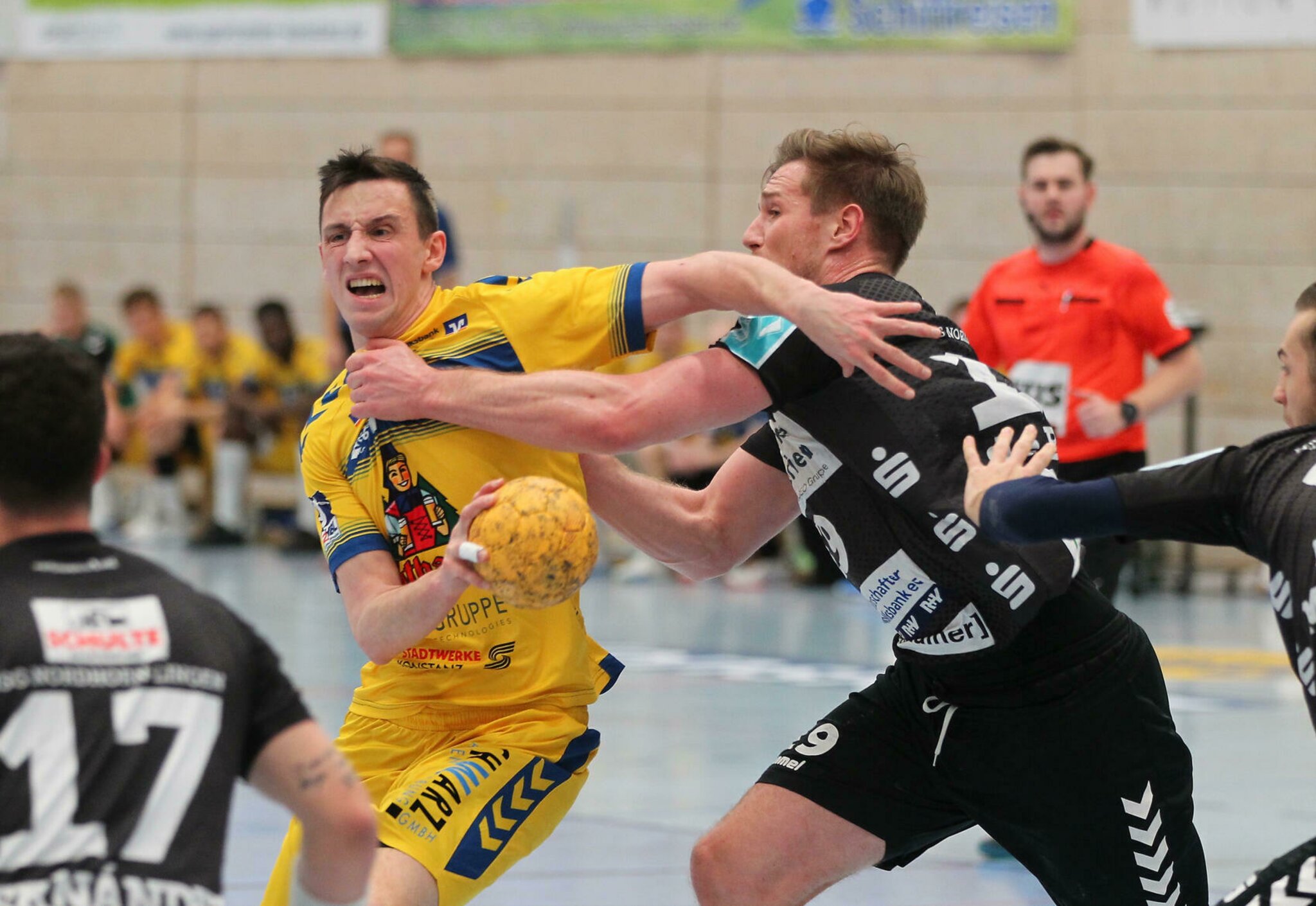 Niederlage der HSG gegen Nordhorn mit 30:31: KO durch Siebenmeter nach ...