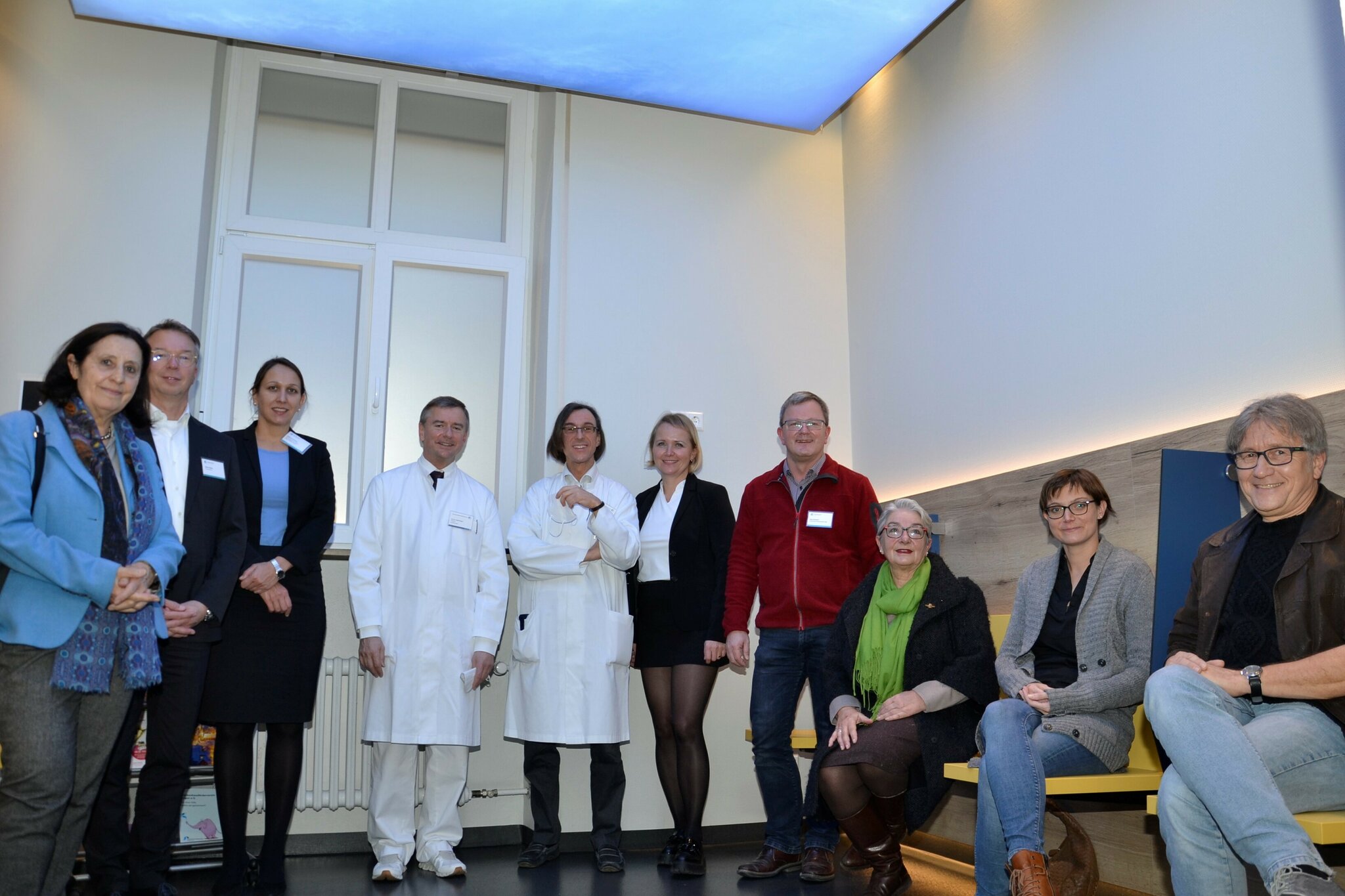 Klinikum Singen: Gyn-Ambulanz umgestaltet: Wartezimmer mit Himmelsdecke ...