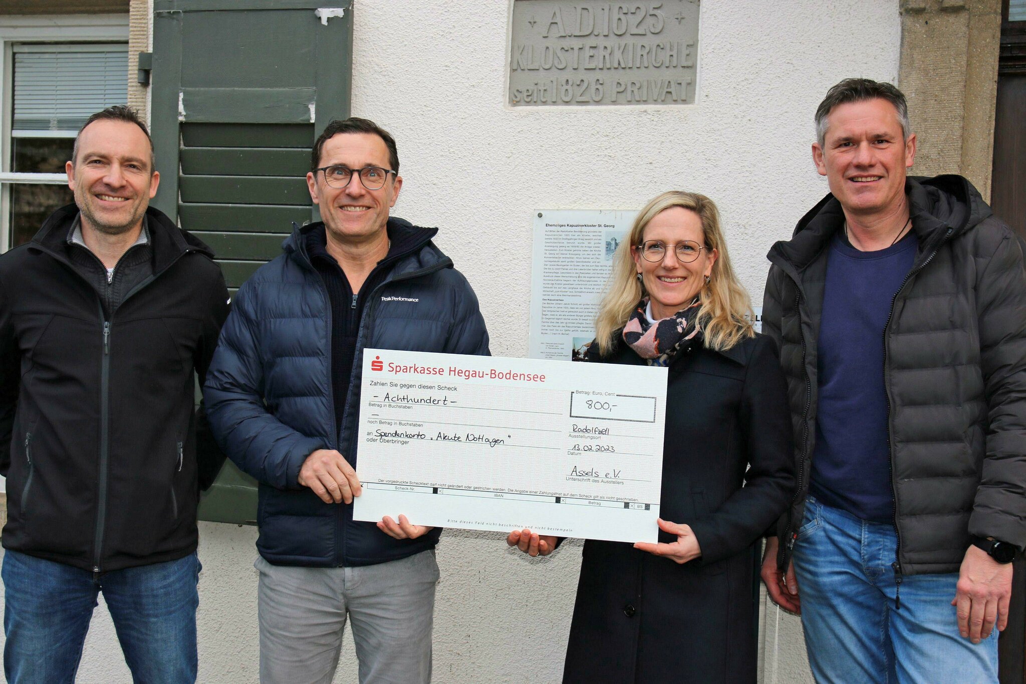Gässlefest bracht den Erlös: "Assels" spenden für Menschen in Not ...