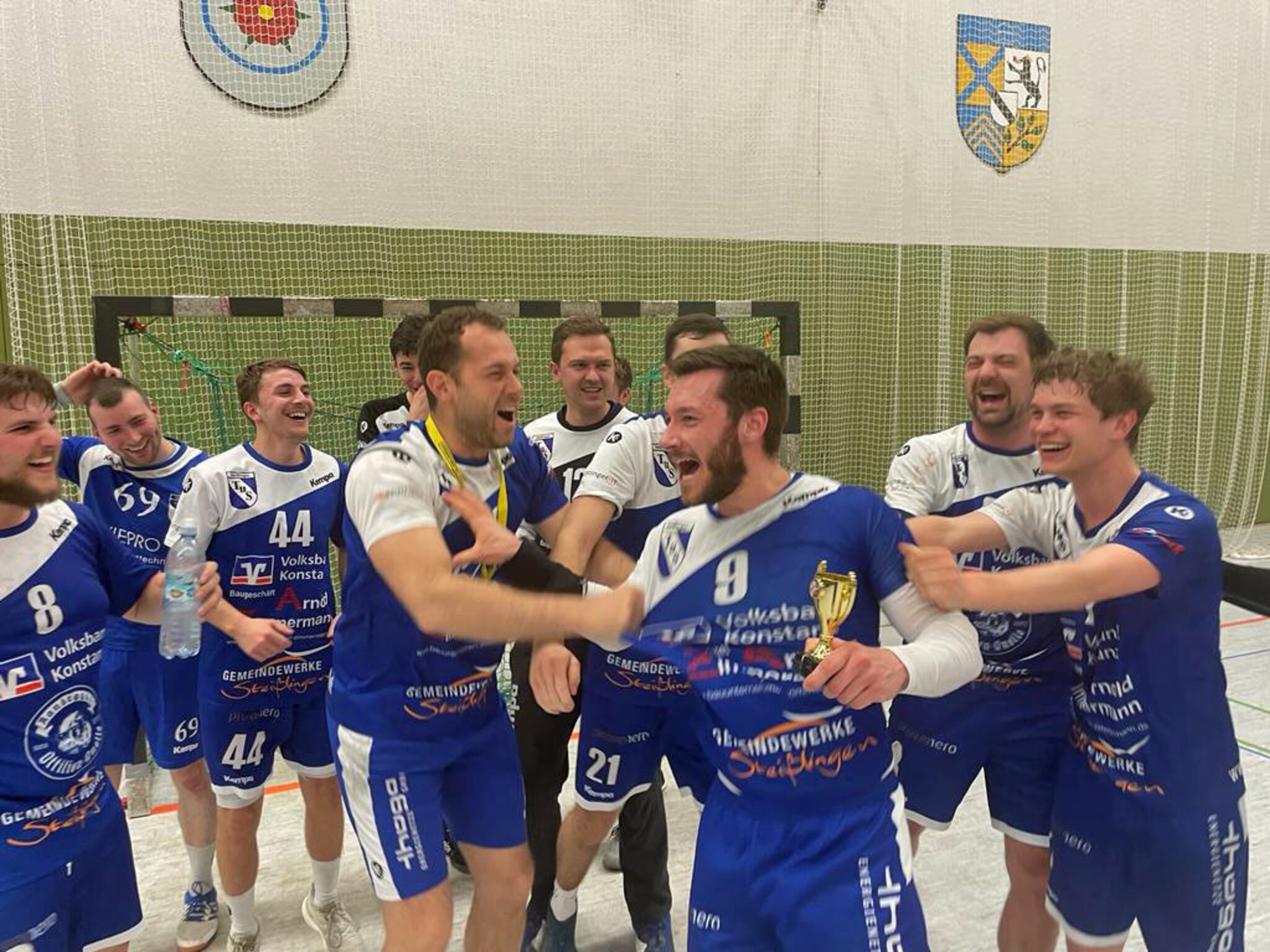 Saison auf achtem Platz beendet: Steißlingen 2 verliert - und feiert ...