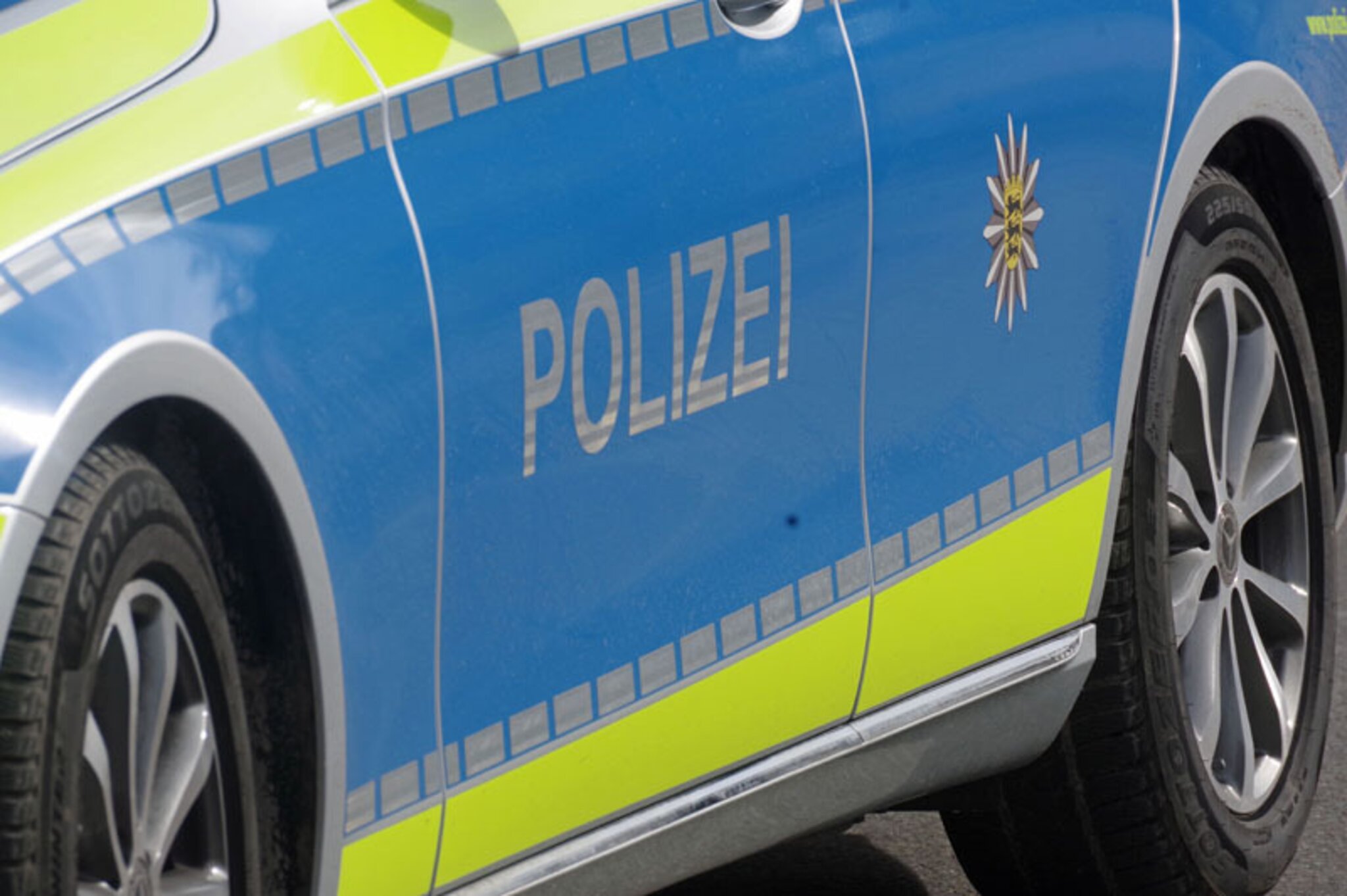 Zusammenstoß: Blechschaden bei Unfall auf Kundenparkplatz - Radolfzell
