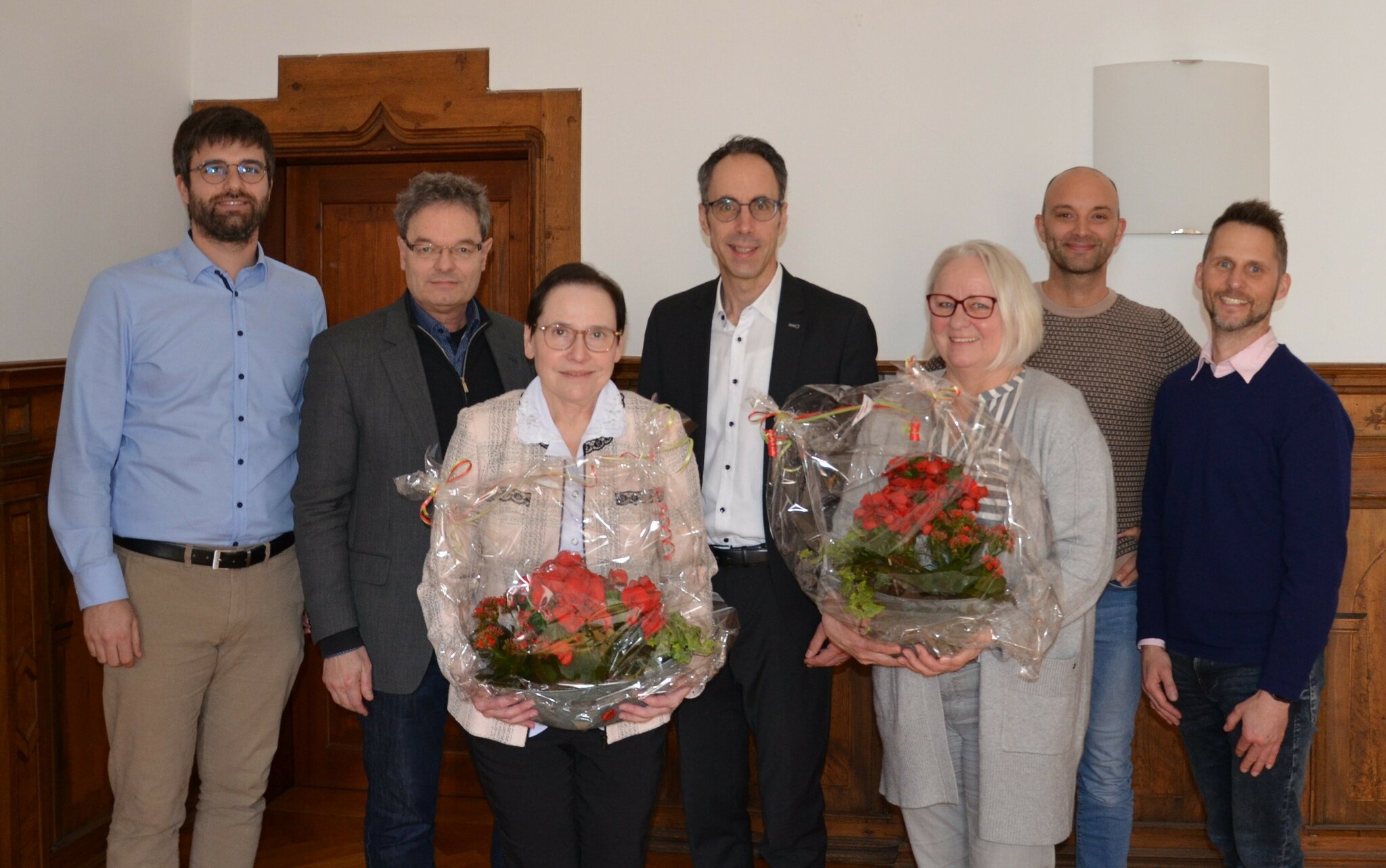 Nach langjährigem Verdienst für die Stadt Engen: Karin Wenger und ...