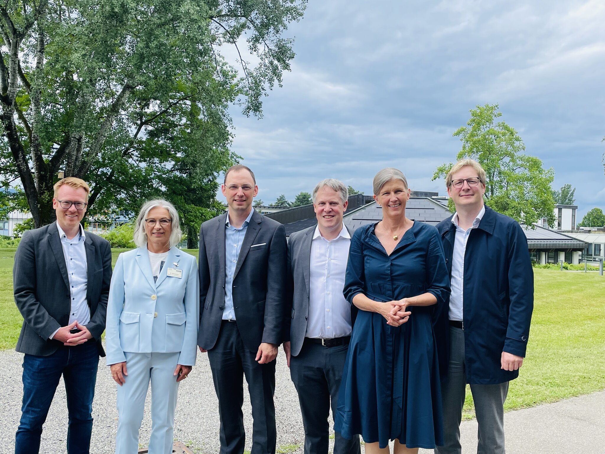 Dr. Jurisch auf Visite in Allensbach: Schmieder Notfallaufnahmen besser ...